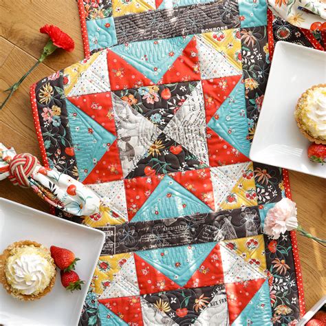 Free Julia Table Runner Pattern Crystal Manning