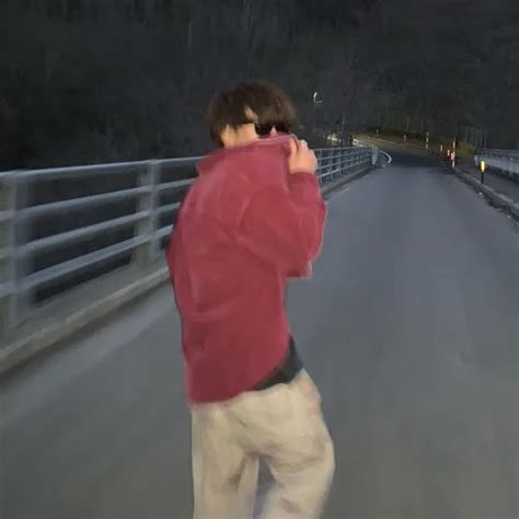 よへ yohe insta on Threads