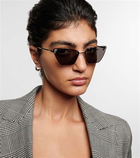 Cat Eye Sunglasses In Brown Fendi Mytheresa