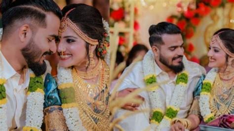 actress aiswarya suresh gets hitched with vyas suresh