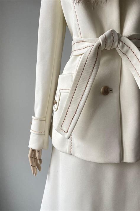 Lilli Ann 1970s Winter White Suit Large Gem