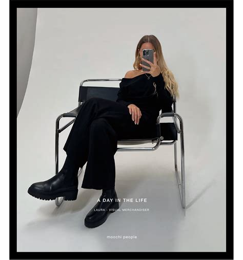 Moochi People Laura M O O C H I