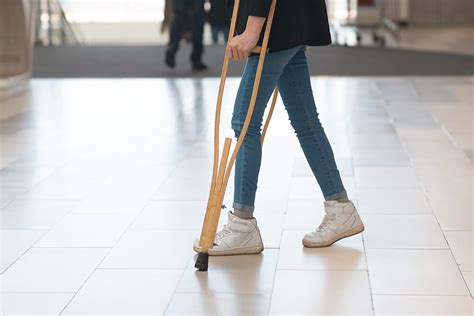 How To Stop Limping When I Walk Franklin Rehab