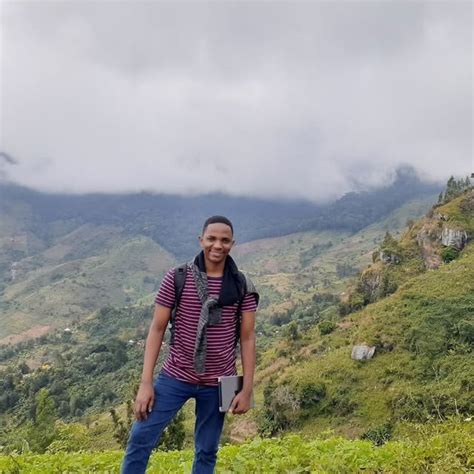 assey assey riziki on threads