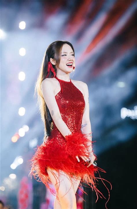 2 Chị Em Phương Linh Phương Ly Xinh Hiền Nhưng Xăm Trổ Kín Tay 2sao