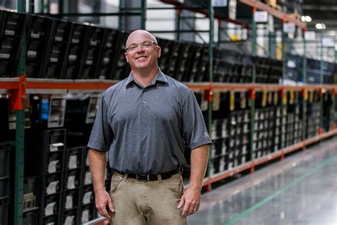Flowcell Flow Racks For Automotive Manufacturing