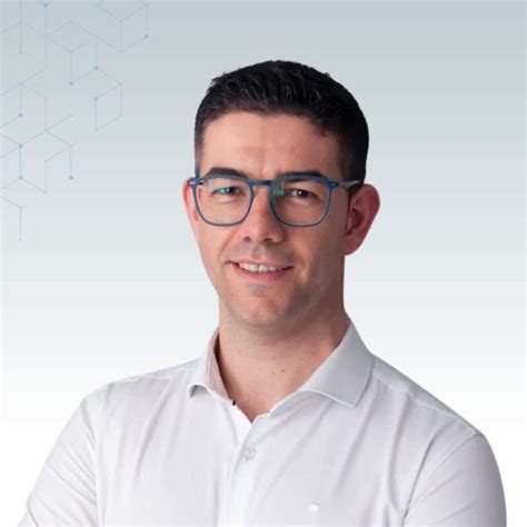 Nosotros Cros Solutions