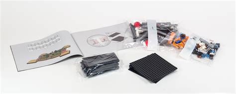 Review Eiffel Tower BRICK ARCHITECT