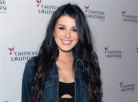 Le Look Mix N Match De Shenae Grimes In Ou Out Public