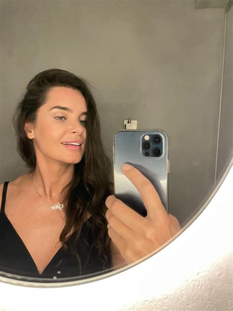 А вы заметили что в тредсе одни и те же вопросы Те которые стали популярными их тырят и