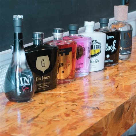 Gin Lovers Uma Parte De Gin Quatro Partes De Tónica A Melhor Parte