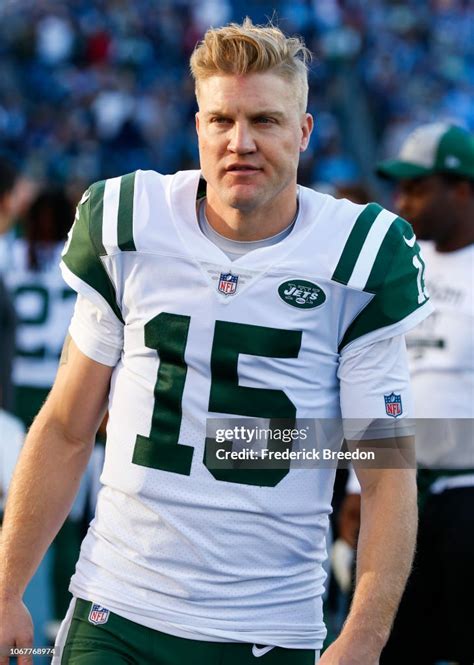 Josh Mccown Of The New York Jets Walks The Sideline Before Playing News Photo Getty Images
