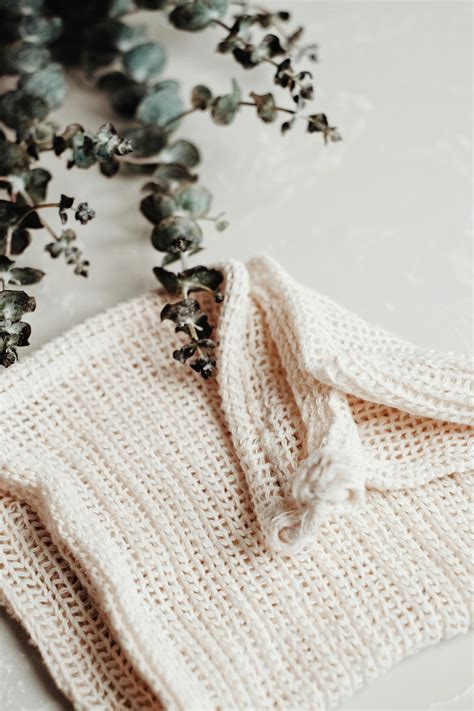 건강 보조 식품 계절 장식 고요한 설정 공예 재료 꼬기 실 꽃꽂이 나무 질감 말린 오렌지 면직물 목조 판자 비타민 C 비타민 바이알 비타민 부스트