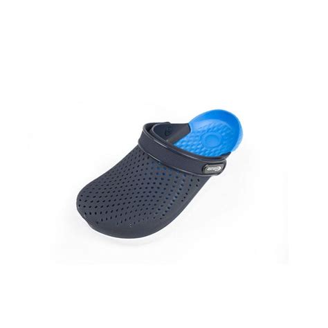 Charled รองเท้าแตะหัวโต Charled สีกรมน้ำเงิน ลด 6215 Central Online