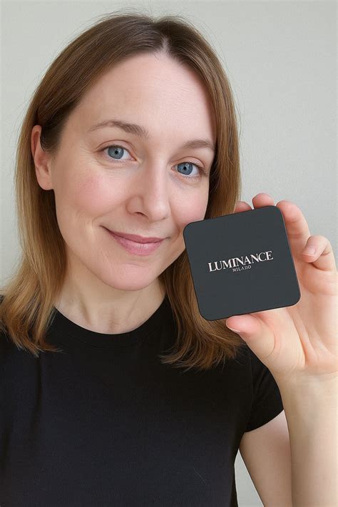 Under Eye Brightener