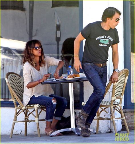 Halle Berry And Olivier Martinez Lunch Together Amidst Divorce Rumors