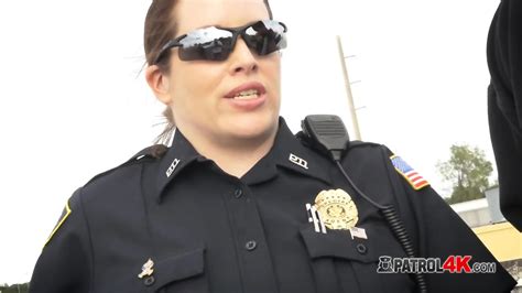 Suspect Wearing The Wrong Colors Is Caught By Perverted Milf Cops