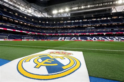 Real Madrid To Unveil New Stadium Feature Vs Man City Get Spanish