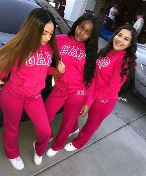 Pin By B A B E Z 💞 On T H A T S M Y B I T C H Friend Outfits