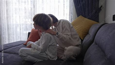 Symptoms Of Photodermatitis Mom Noticed A Rash On The Boys Neck