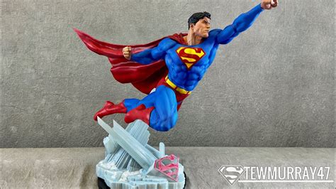Kryptonian Sculptures 1 4 Scale Custom Flying Superman Statue Showcase