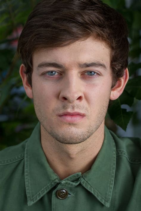 Harrison Stone Biografía Mejores Películas Series Imágenes Y Noticias La Vanguardia