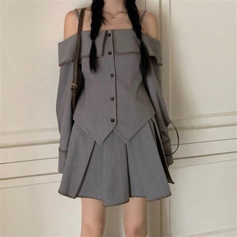 코디세트오프숄더 스트랩 카라 자켓a라인 핀턱 플리츠 미니스커트 세트 Ag115922e