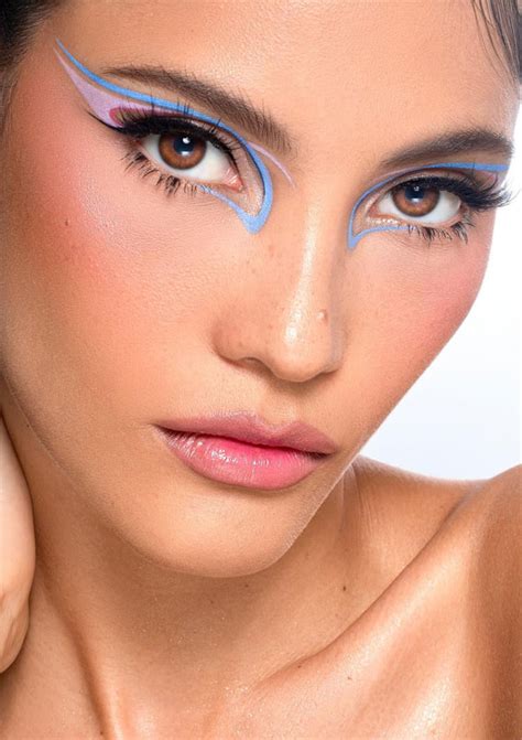 Colourful Makeup Ideas For Music Festivals Pastel Graphic Lines