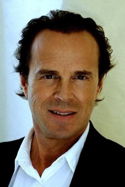 Jan Niklas About Entertainment Ie