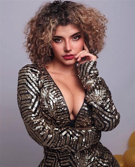 La Reina Del Beat” Becka Una Diario De Los Altos