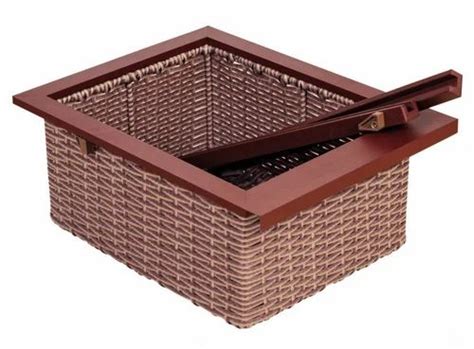 Brown Rectangular Kitchen Wicker Basket Size 414x500x100mm Lxwxh At