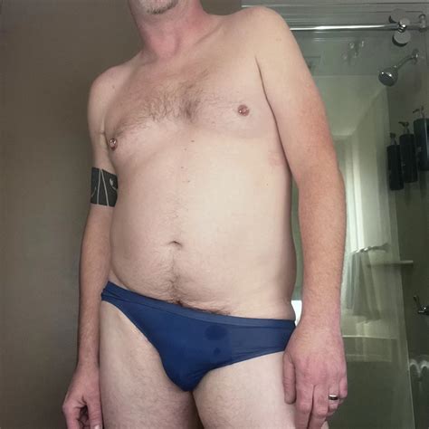 Hanging LOOSE 19 Pics XHamster