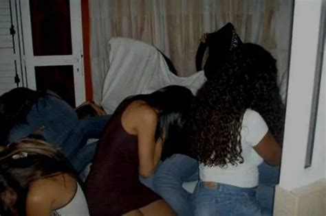 Por El Trabajo Sexual Acento