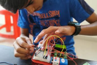 Top Robotics AI Python IOT STEM Coding Training In India