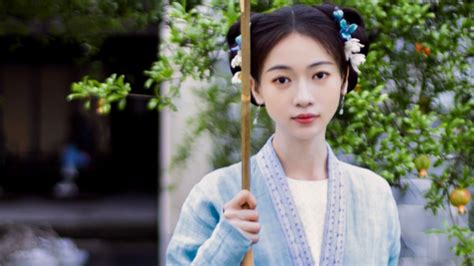 吳謹言新戲扮第一美女 被嘲身旁丫鬟更漂亮 東森最即時最快速新聞