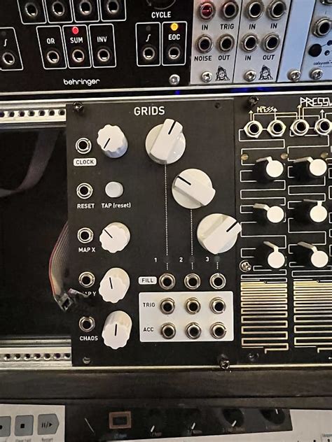 Mutable Instruments Diy Grids Black Reverb