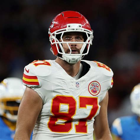 Meet Embla Matilde Njerve The Norwegian Pole Vaulter Everyones Buzzing Over The Spun