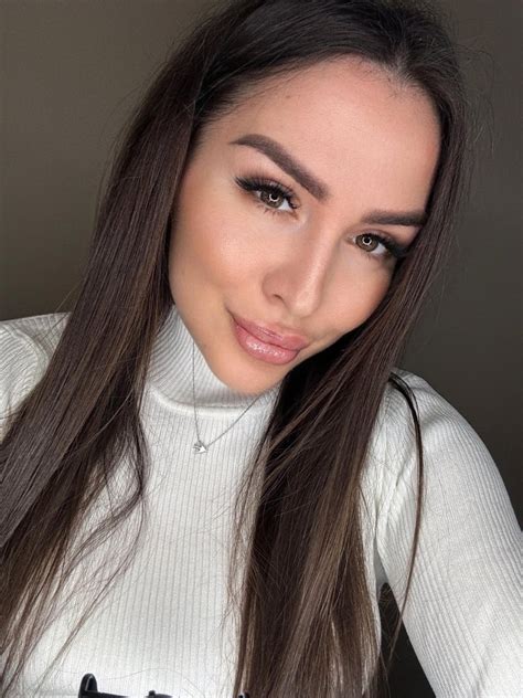 Quick Selfie Before Dinner Feeling Pretty R Selfie