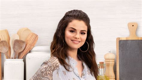 SELENA GOMEZ – Selena + Chef: Season 2 Promos 2021 – HawtCelebs