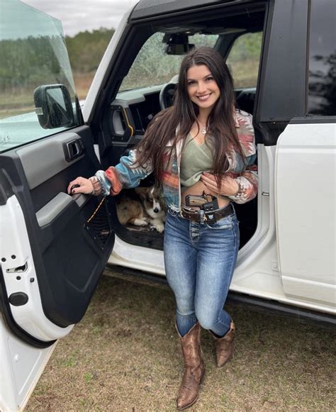 Travelin R Hannahbarron