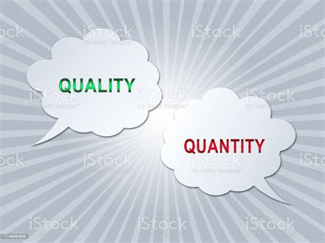 품질 대 수량 단어 제품 또는 서비스의 우수성 또는 생산 사이의 균형을 묘사3d 그림 개선에 대한 스톡 사진 및 기타 이미지 개선 경영자 고급 Istock