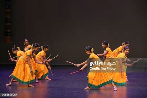 Tamil Dance Photos And Premium High Res Pictures Getty Images