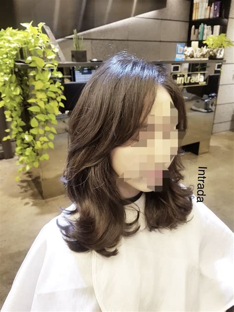 ヘアスタイル에 있는 핀 2024 중간길이 헤어스타일 우아한 헤어스타일 짧은 헤어스타일