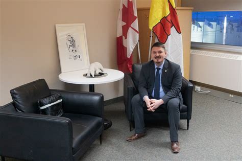 ‘historic Moment Nunavut Signs Devolution Agreement With Canada The 14