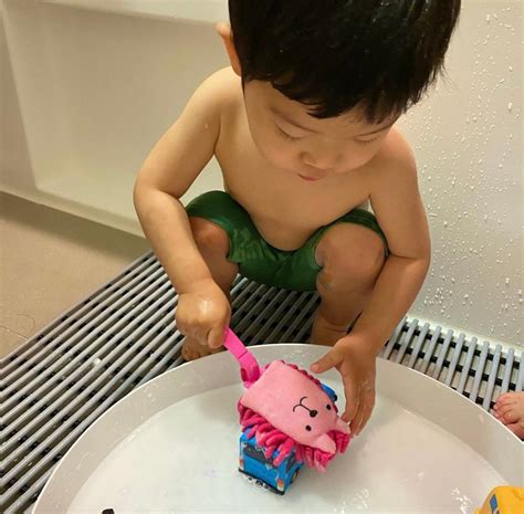 놀이 육아 쓱쓱 싹싹 세차장 놀이