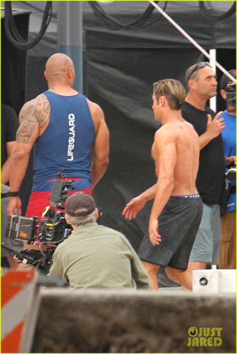 Zac Efron Reveals The Sexiest Thing About Dwayne Johnson Photo