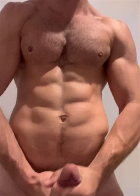 French Stud Spashes His Abs