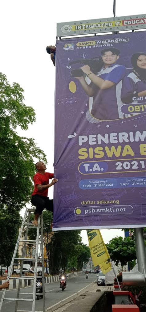 Pemasangan Baliho Ppdb Tahun Ajaran 2021 2022 Smk Ti Airlangga Samarinda
