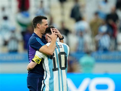 Cele Două Motive Pentru Care Lionel Messi Nu Ia în Calcul Revenirea La