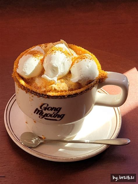 홍대카페 공명 홍대점 디저트 맛집 넓은 카페 추천 네이버 블로그